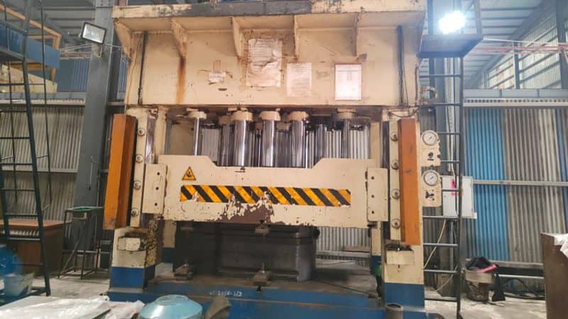 What Is Hydraulic Grease? Details Information - Take Your Oil