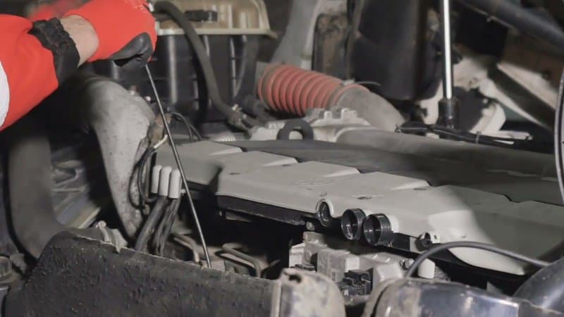 Engine Oil Dipstick Hard to Read: Tips & Tricks - Take Your Oil