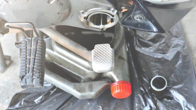 What is The Best Motorcycle Wet Clutch Oil? - Take Your Oil