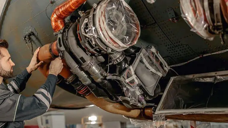 What is the weight of Aviation Oil? - Take Your Oil