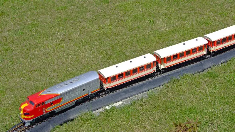 What Is The Best Model Train Oils - Take Your Oil