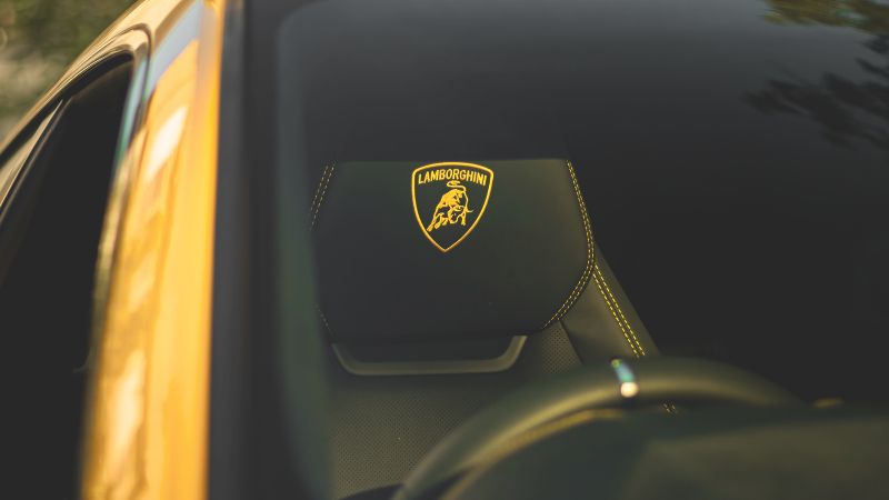 The Best Oil Types to Keep Your Lamborghini Urus Running Smoothly ...