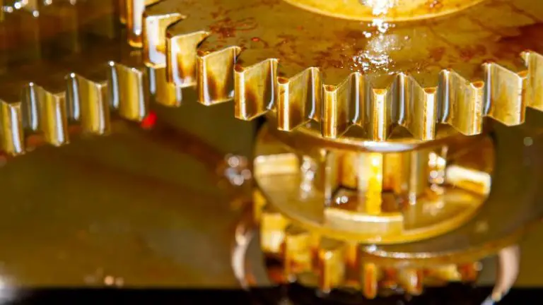 ATF 4 Vs. Dexron III: What's The Best Transmission Fluid? - Take Your Oil