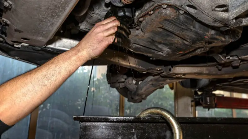How To Extended Oil Change Interval? 6 Important Tips - Take Your Oil