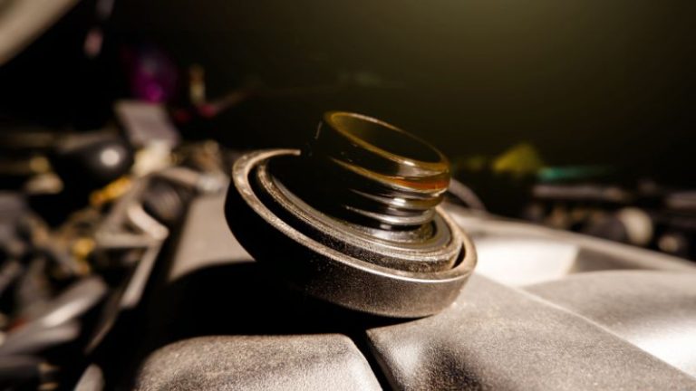 What Can I Use As a Temporary Oil Cap? (Solution For Help) - Take Your Oil